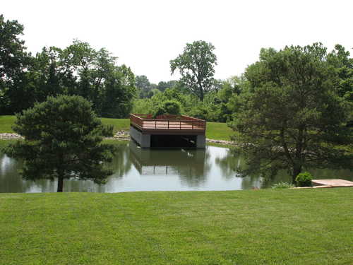 Amenities | Twin Chimneys